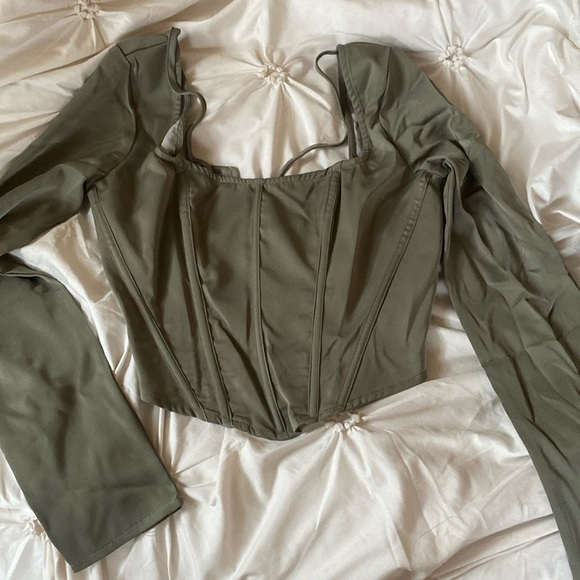 PrettyLittleThing | Tops | Prettylittlething Long Sleeve Olive Top With ...